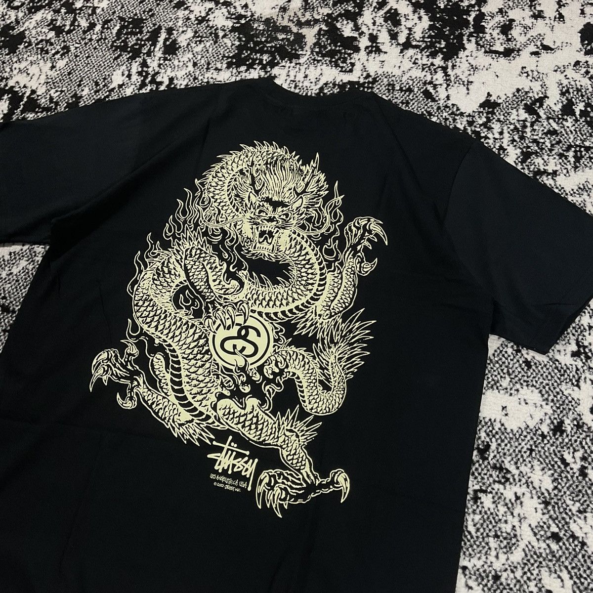 Stussy STUSSY DRAGON TEE IN BLACK - XL | Grailed