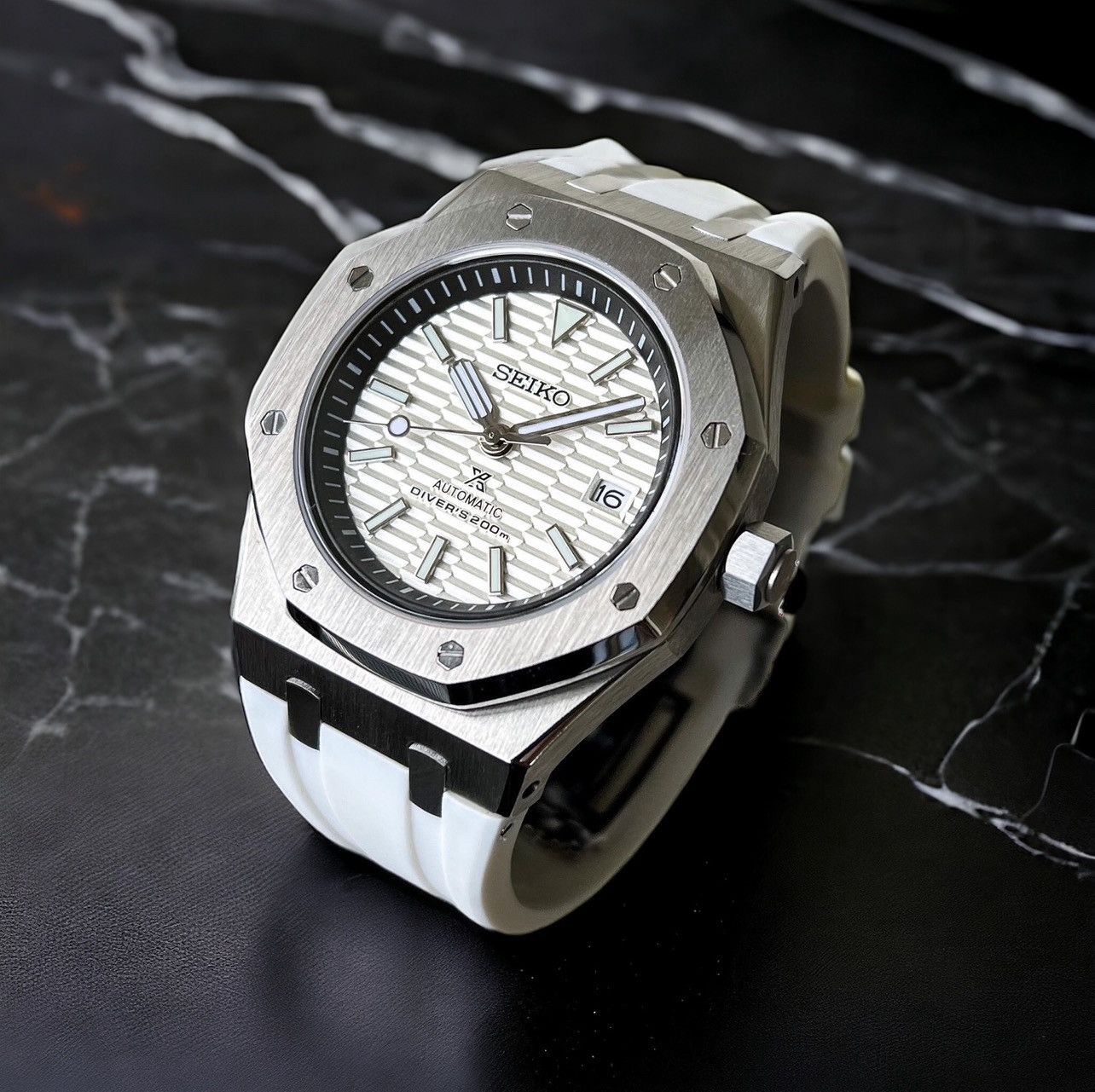 Seiko Seiko Mod Royal Oak White Dial Steel Strap 41mm Luxury Watch ...