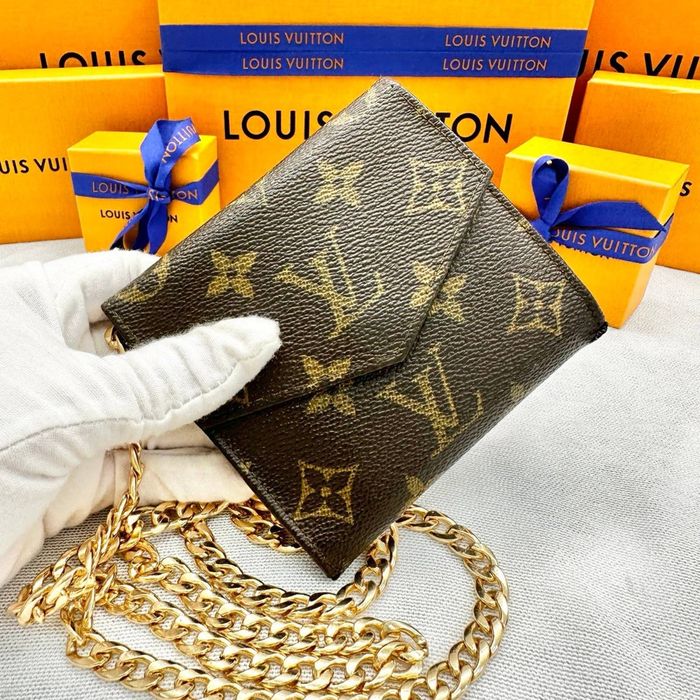 Louis Vuitton Louis Vuitton Crossbody Wallet | Grailed