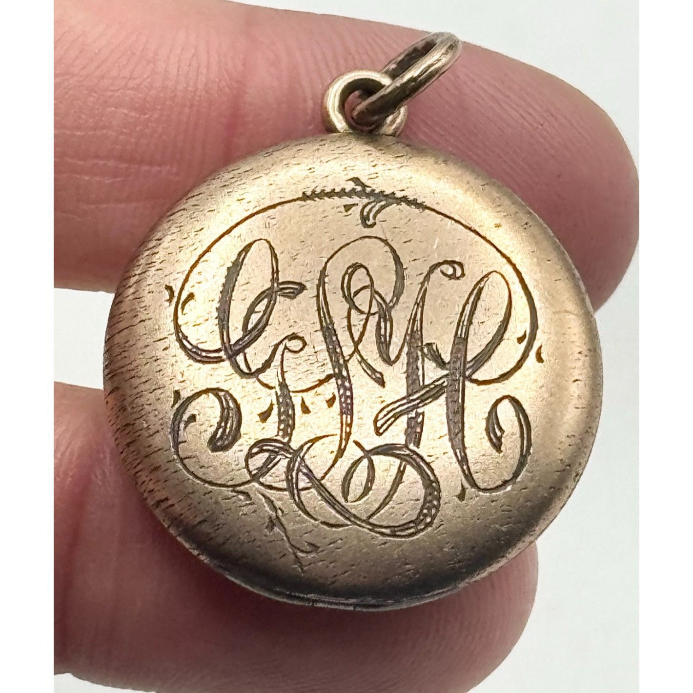Vintage Antique estate gold filled monogrammed circle locket | Grailed