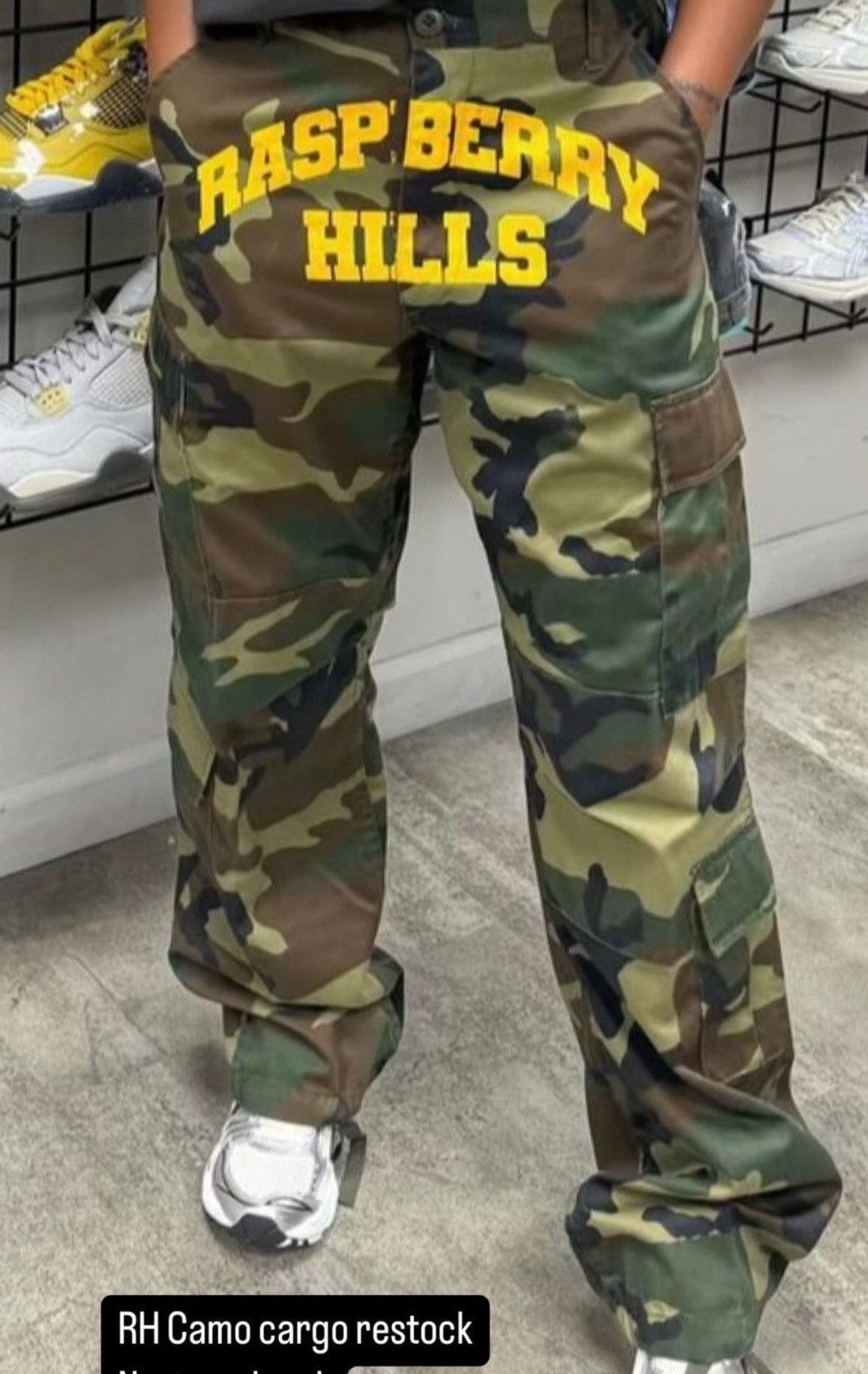 The GV Gallery GV Gallery Raspberry Hills Camo Cargo Pants | Grailed