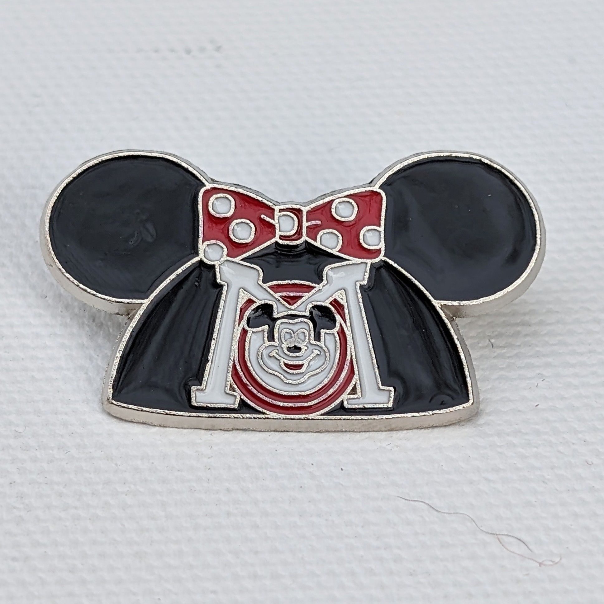 Disney Retro Minnie Mouse Ears enamel Disney pin | Grailed