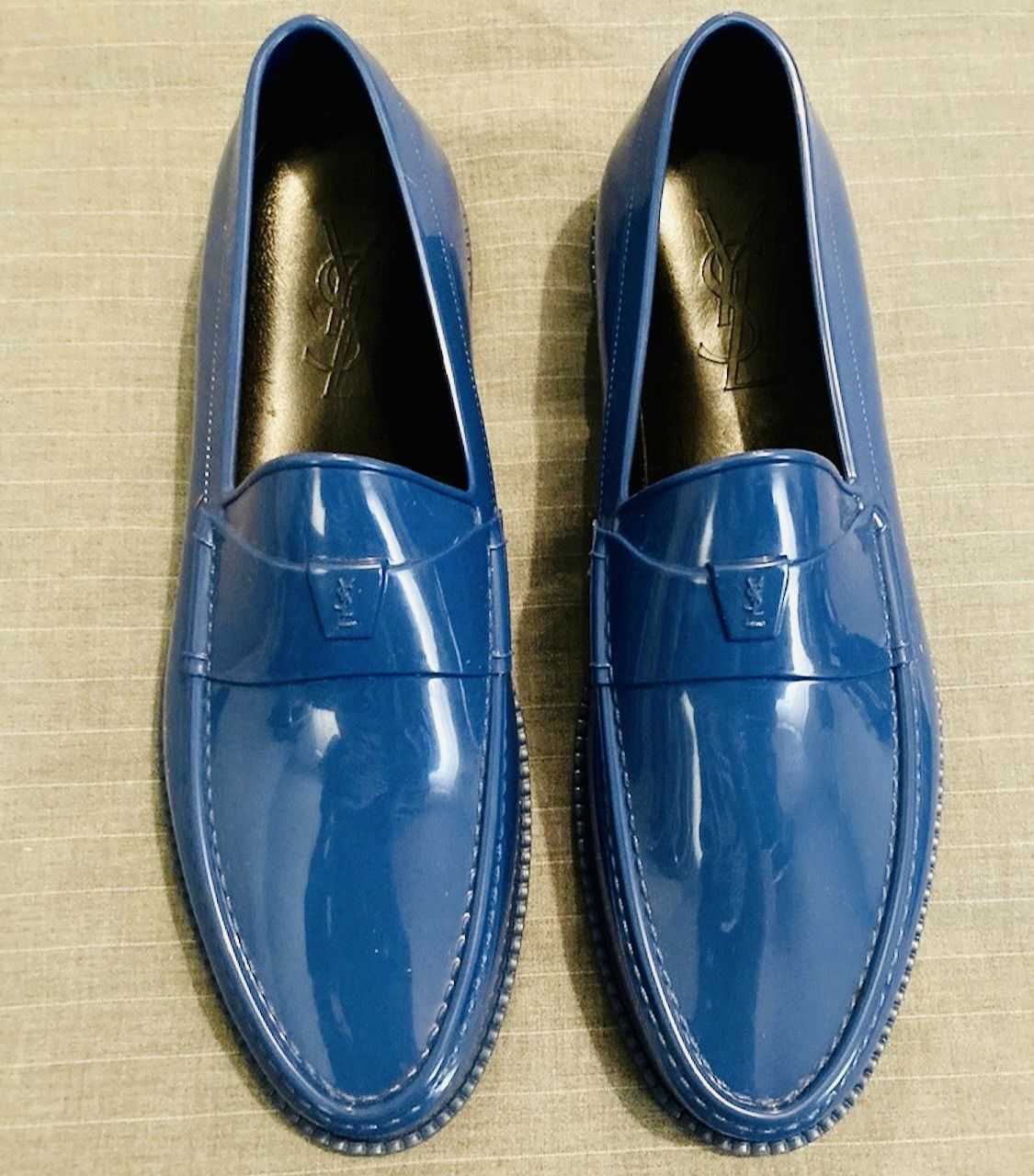 Yves Saint Laurent RUNWAY Spring 2012 Cobalt Blue Kennedy Rubber ...