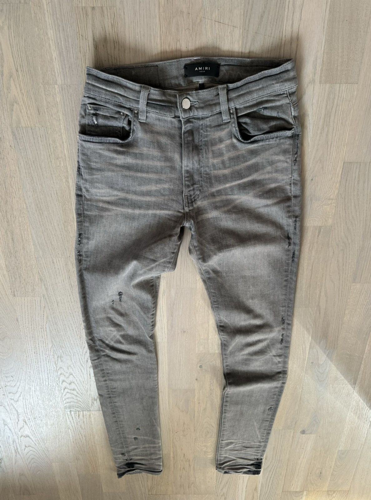 Amiri AMIRI jeans STUDY SIZES IN PHOTOS SHOWN BY TAPE MEASURE | Grailed