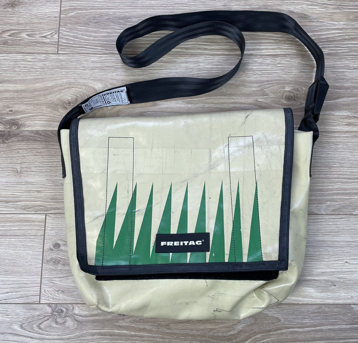 Avant Garde × Freitag × Streetwear FREITAG F12 Dragnet Beige Green Pvc ...