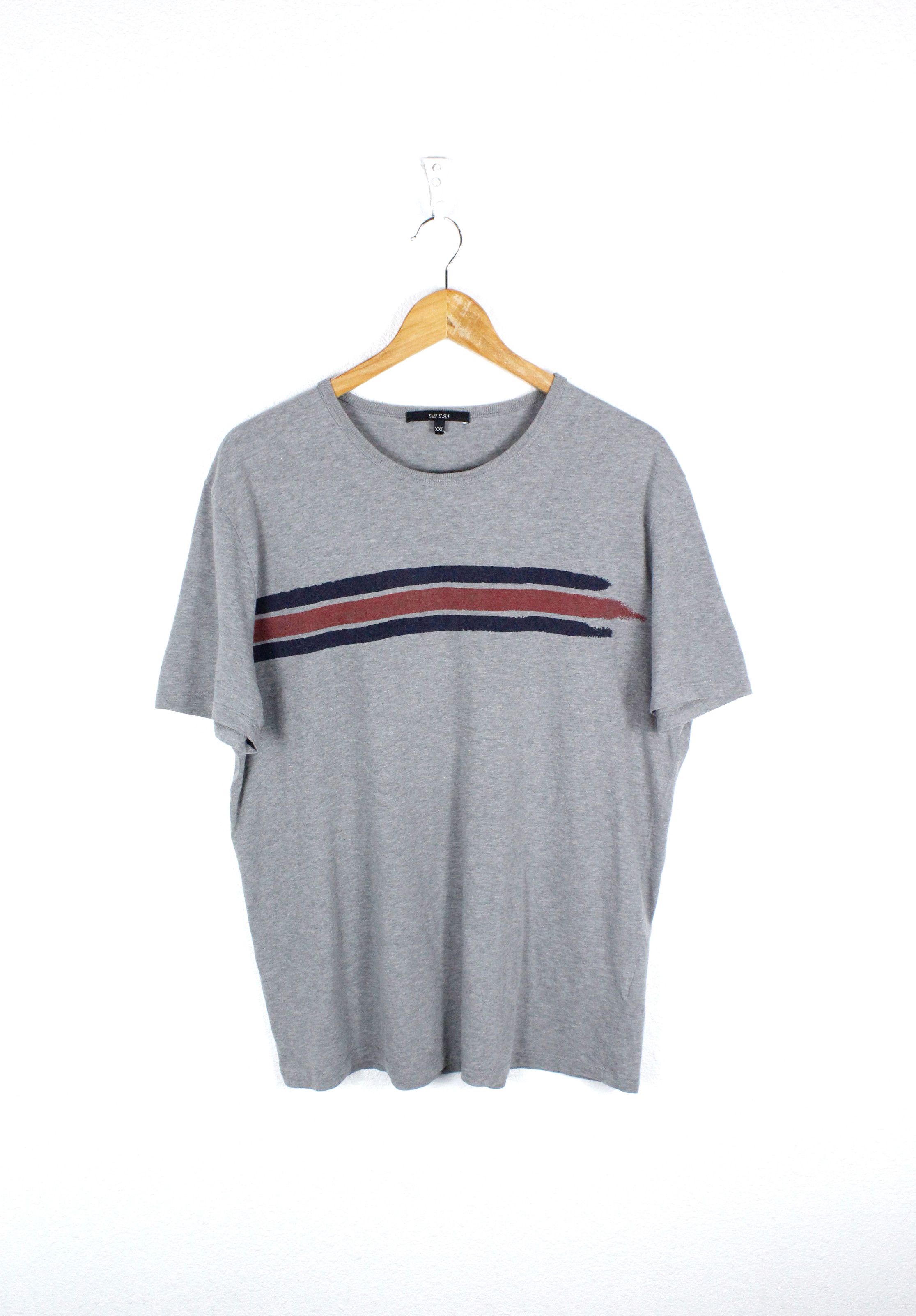 Gucci × Luxury Gucci Stripes Graphic Band Print Gray Tee T-shirt | Grailed