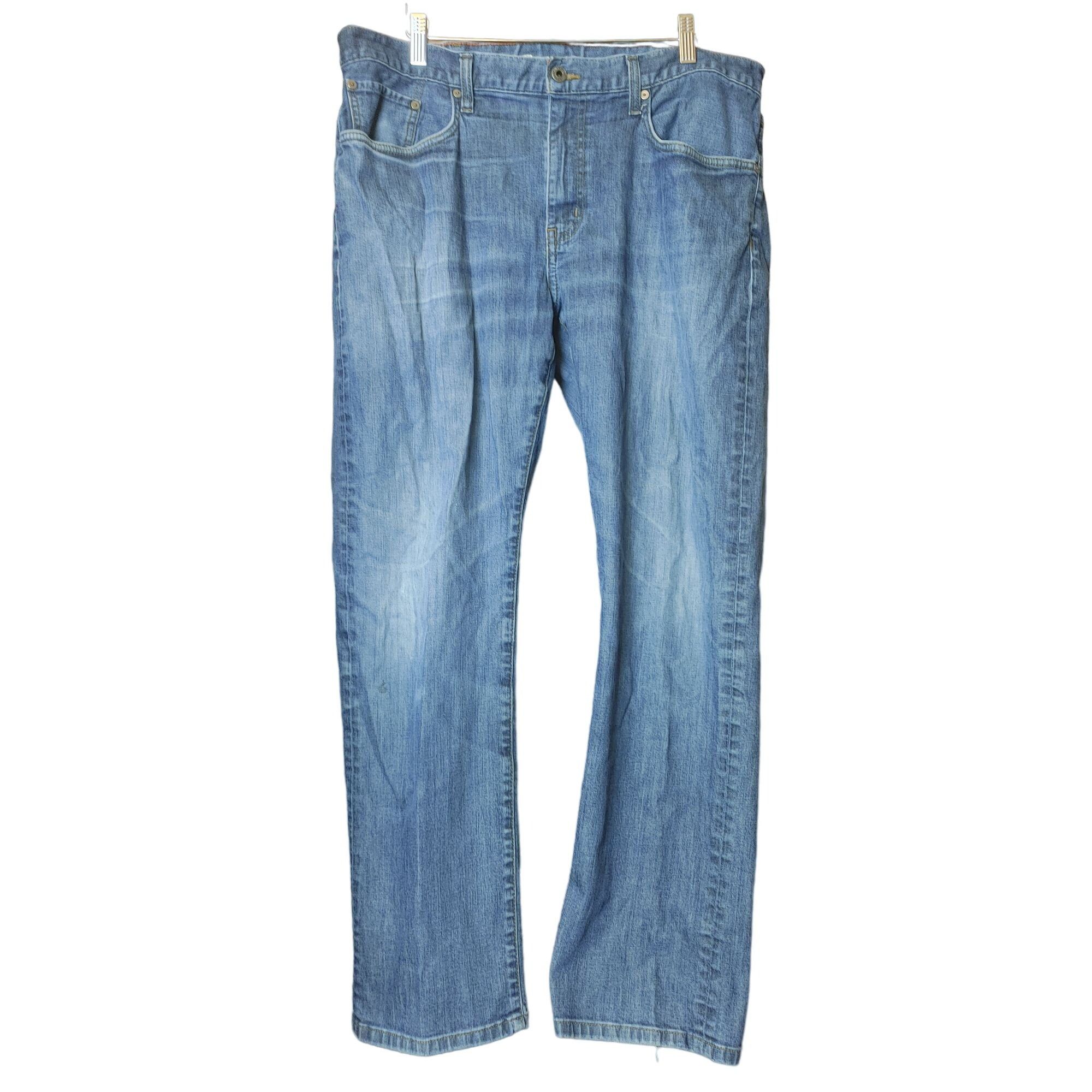 Eddie Bauer Eddie Bauer Men's Straight Fit Light Wash Blue Jeans 36 x ...