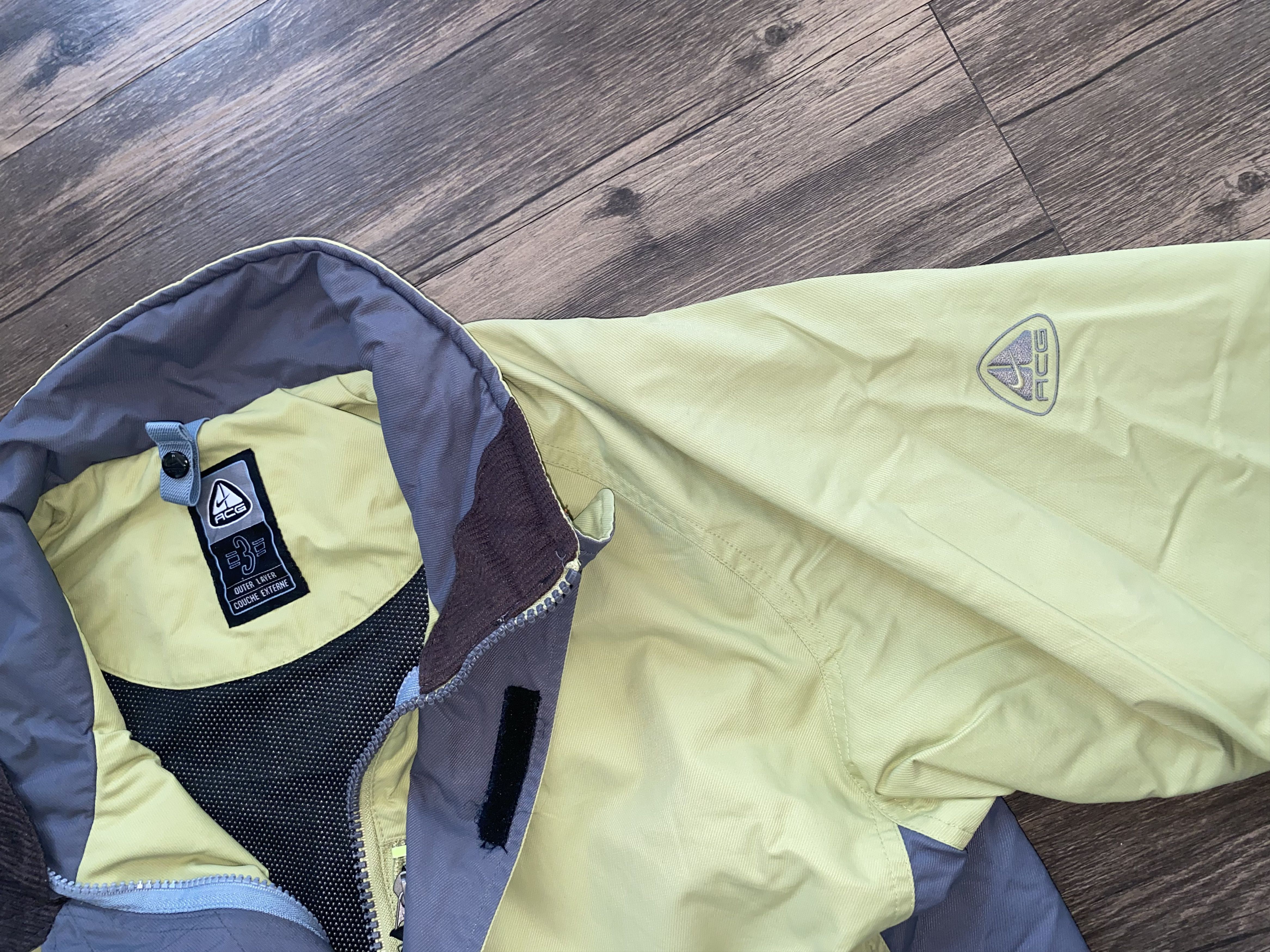 Nike ACG Neon Nike ACG Winter Jacket | Grailed