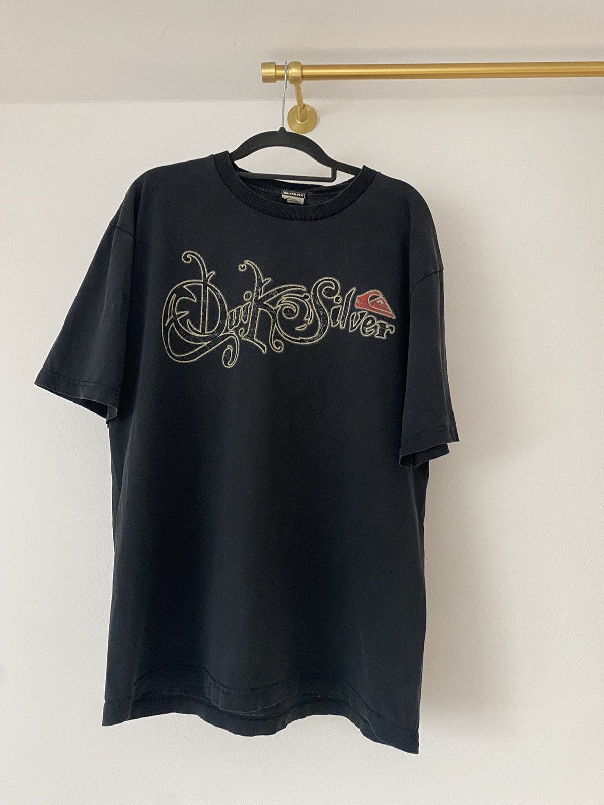 Quicksilver Vintage washed black surf tee Quicksilver red logo | Grailed