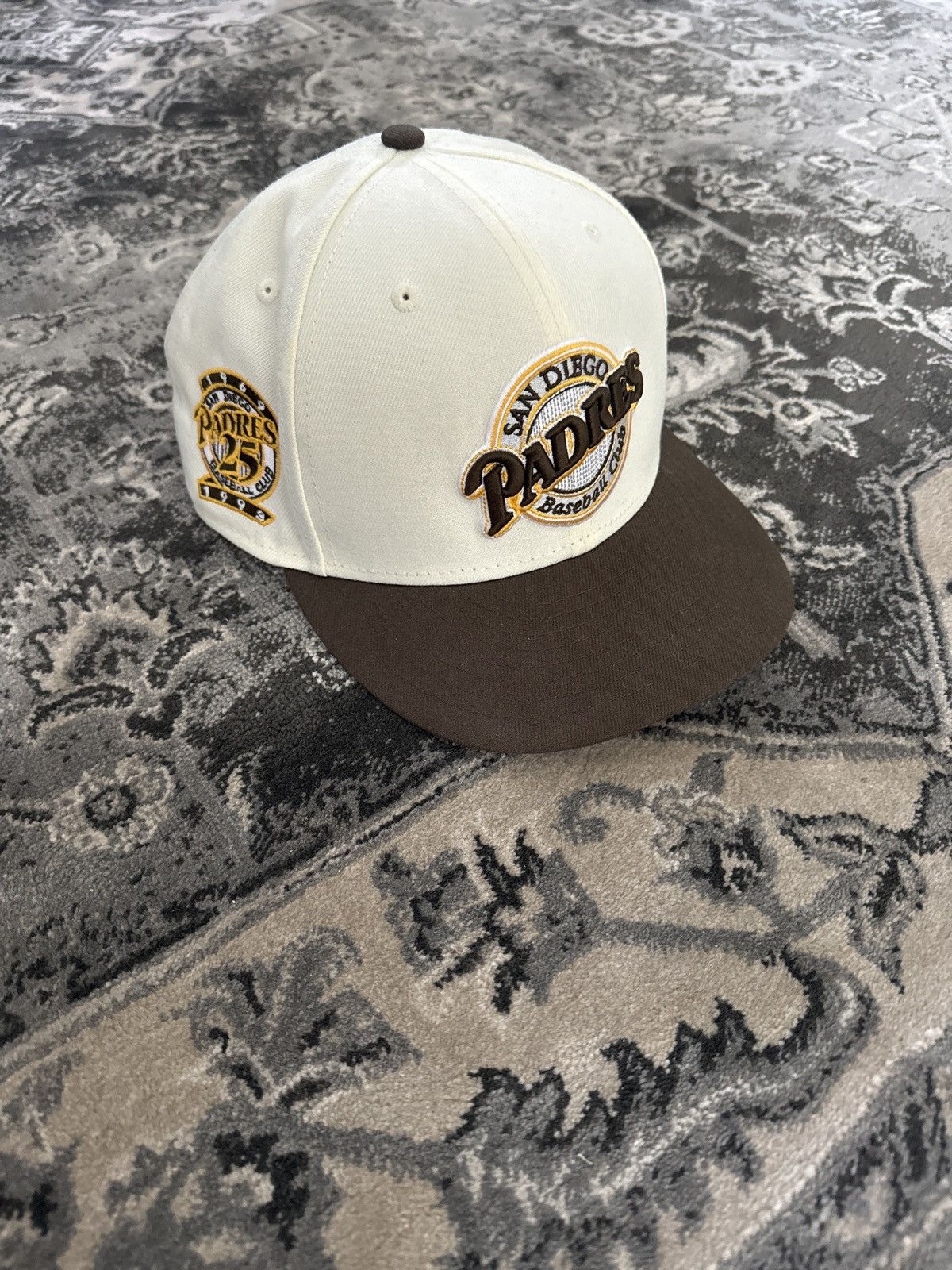 New Era SD Padres Fitted | Grailed