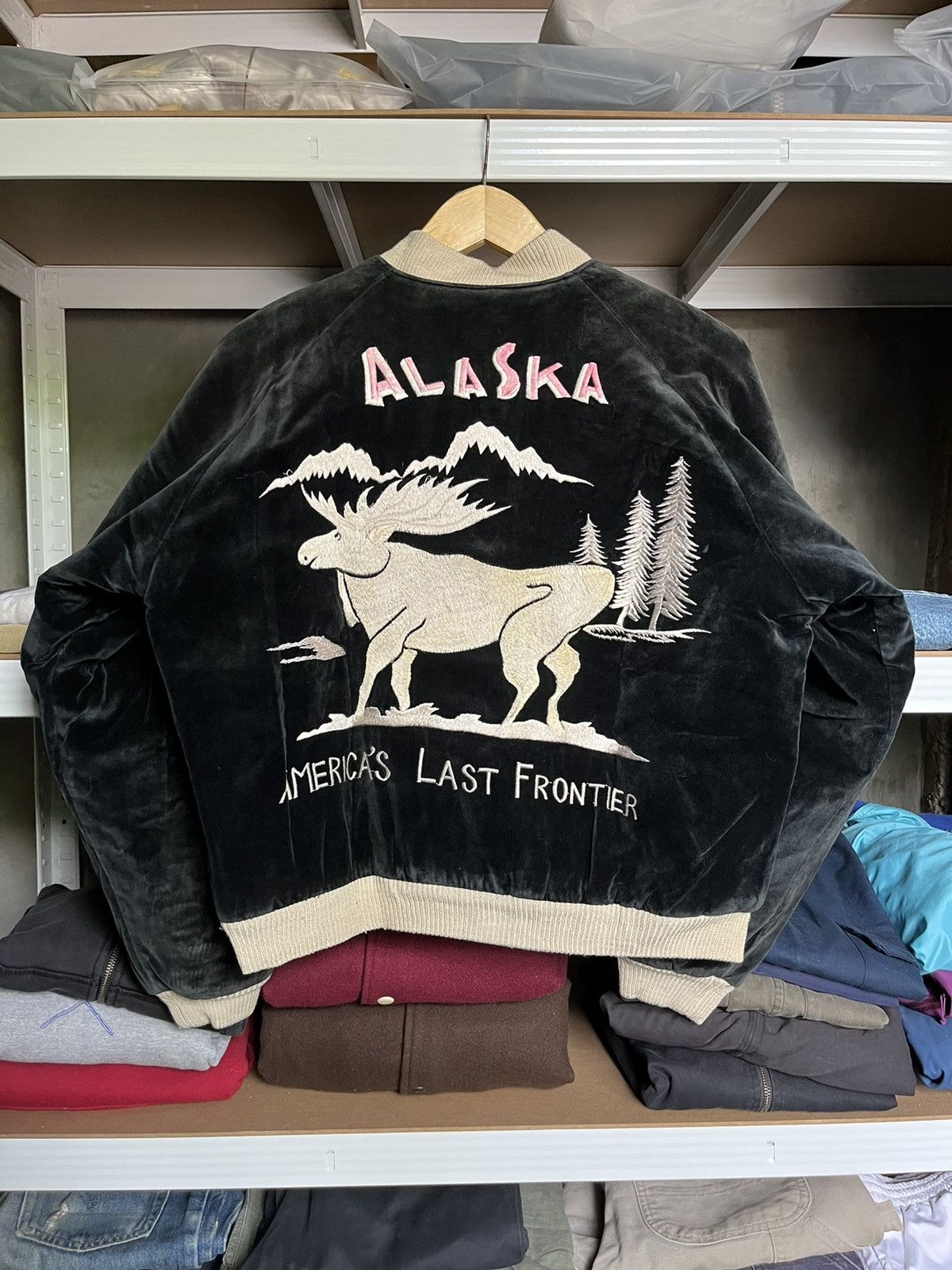 Sukajan Souvenir Jacket tailor toyo sukajan souvenir jacket alaska map ...