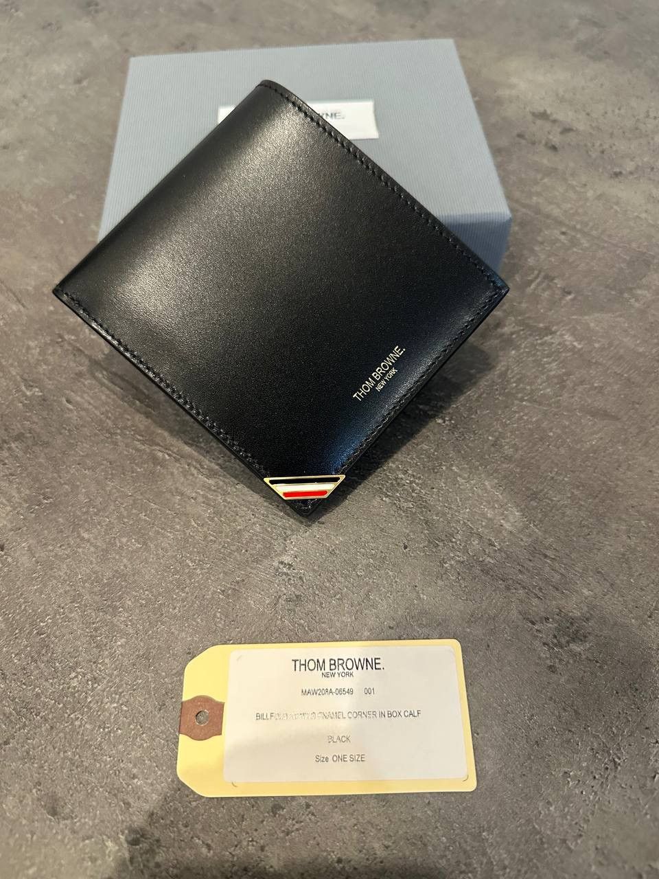 Thom Browne THOM BROWNE BLACK BOX CALF STRIPE CORNER DOUBLE CARD HOLDER ...
