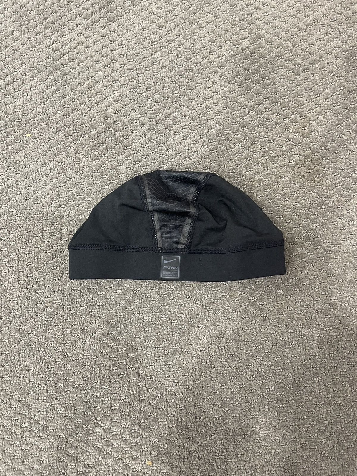 Nike Nike pro hypercool skull cap | Grailed