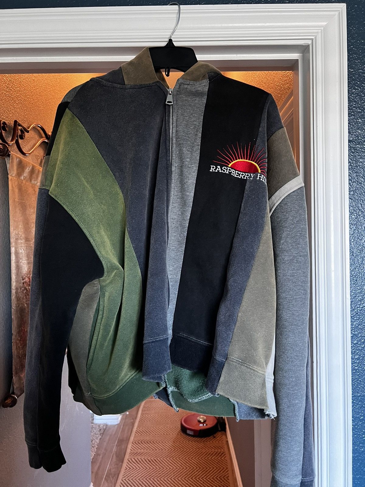 Streetwear × Vintage GV Gallery x Raspberry Hills “Bonsai” Zip Up ...