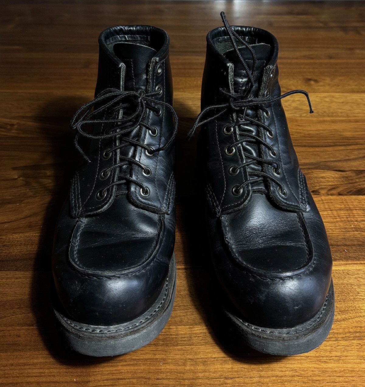 Red Wing Red Wing Classic Moc 8137 All Black | Grailed