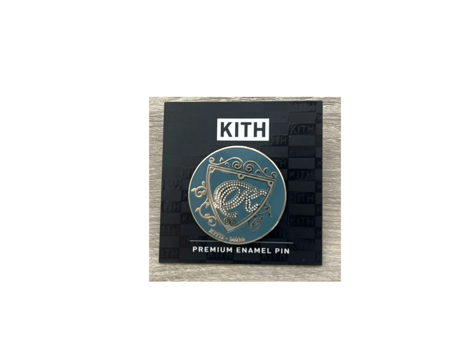 Kith Kith Beverly Hills Pin | Grailed