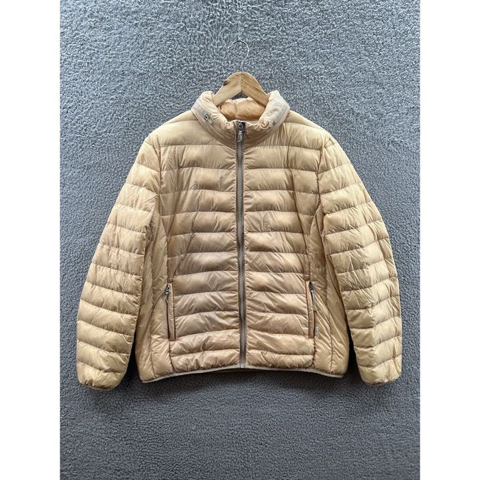 Tumi Tumi Pax Down Yellow Puffer Jacket Packable Neck Pillow XL | Grailed
