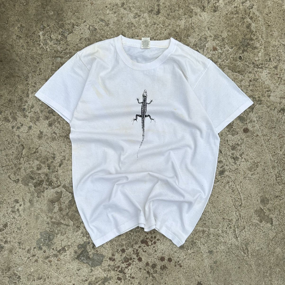 Japanese Brand × Streetwear × Y/Project Vintage Adult T-shirts Lizard Centre Logo Grunge ...