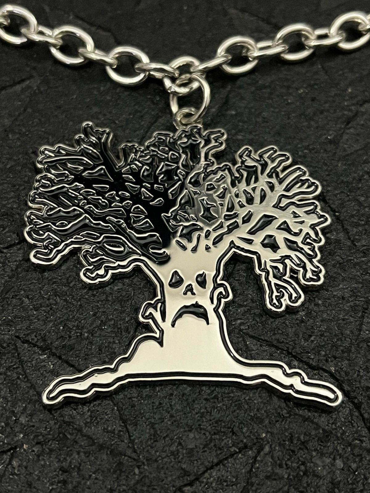 Haunted Mound Harold Chain | Grailed