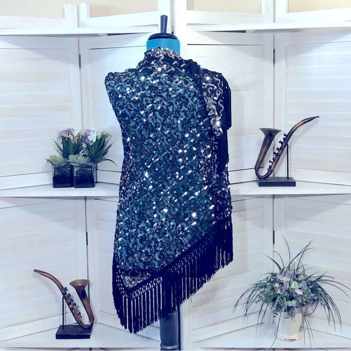 Vintage Harold Gans NY vtge 90s silver sequined black fringes wrap ...