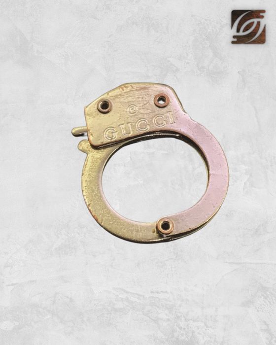 Gucci 1980s Mini Handcuffs Ring | Grailed