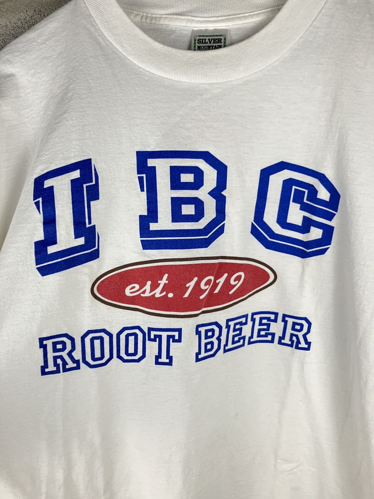 Vintage Vintage 1990s IBC Root Beer Graphic Tee Still The Best Y2K ...