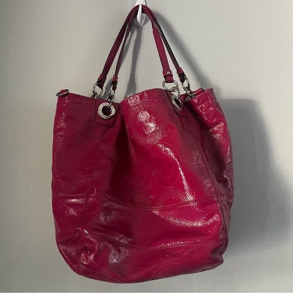 Coach COACH Alex Op Art Patent Leather Raspberry Tote | Grailed