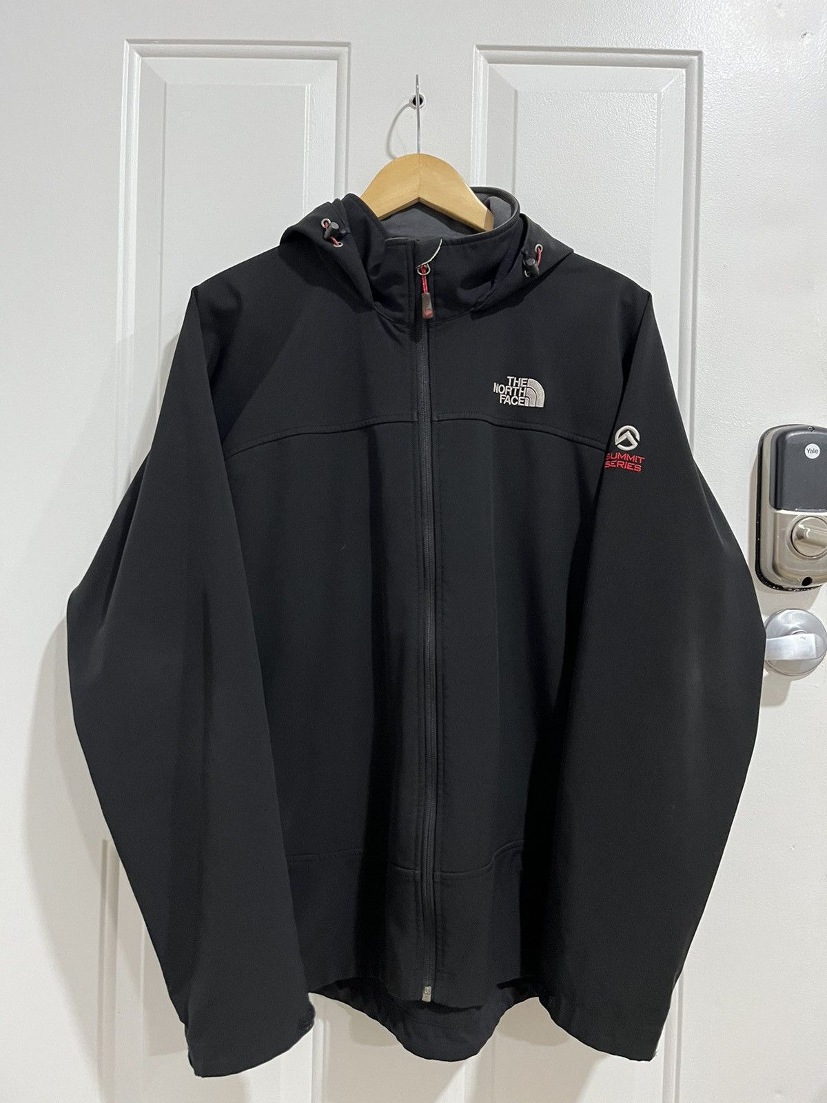 Streetwear × The North Face The North Face Summit Series Soft Shell ...