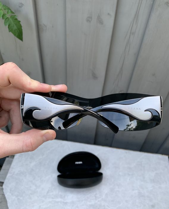 Vintage 2000s Prada Sunglasses Vintage Chrome Wave Flame 58F Rimless ...
