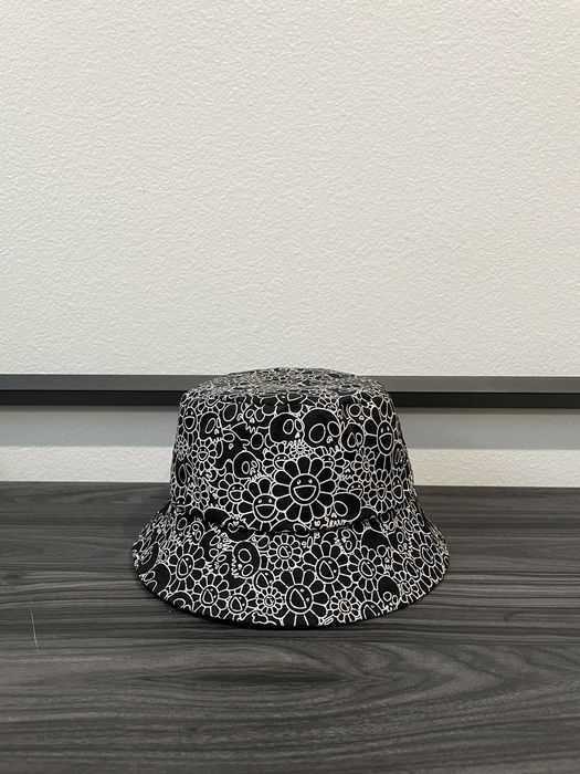 Takashi Murakami 2019 ComplexCon x Murakami Reversible Bucket Hat | Grailed