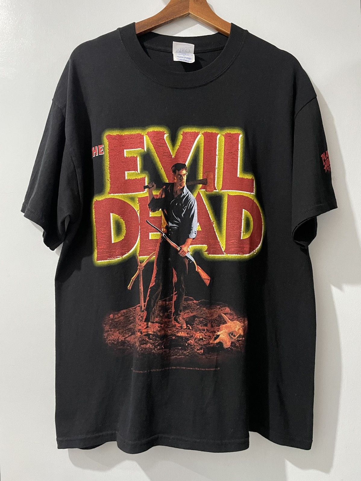Movie × Vintage Vintage Evil Dead Shirt 2001 Licensed under Blue Grape ...