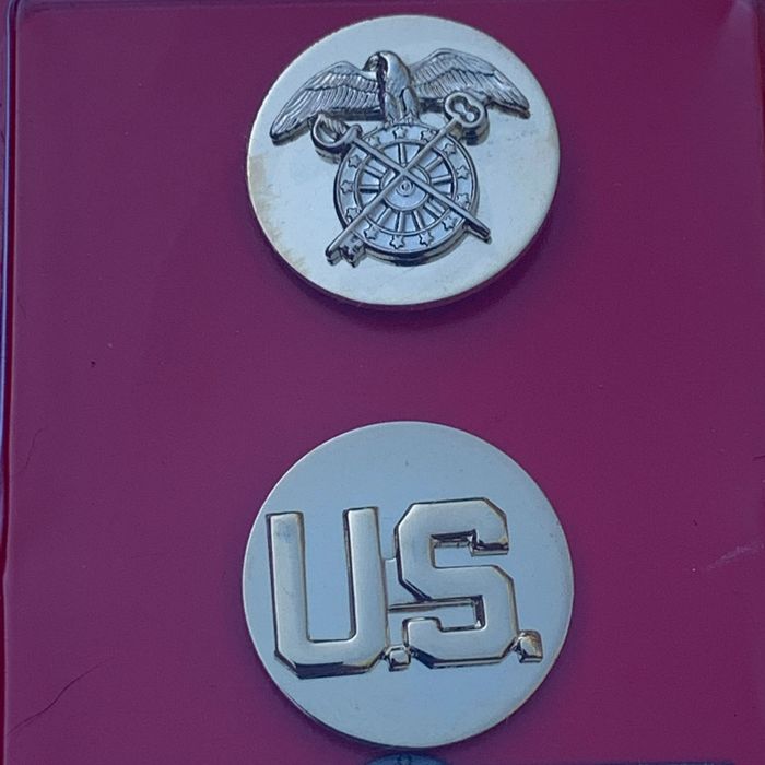 Other Military Quartermaster Enlisted Branch Collar / Lapel Pin | Grailed