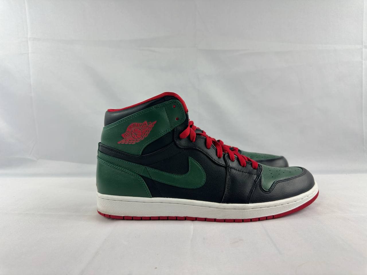 Nike Nike Air Jordan 1 Retro Green Gucci Sneakers RARE | Grailed
