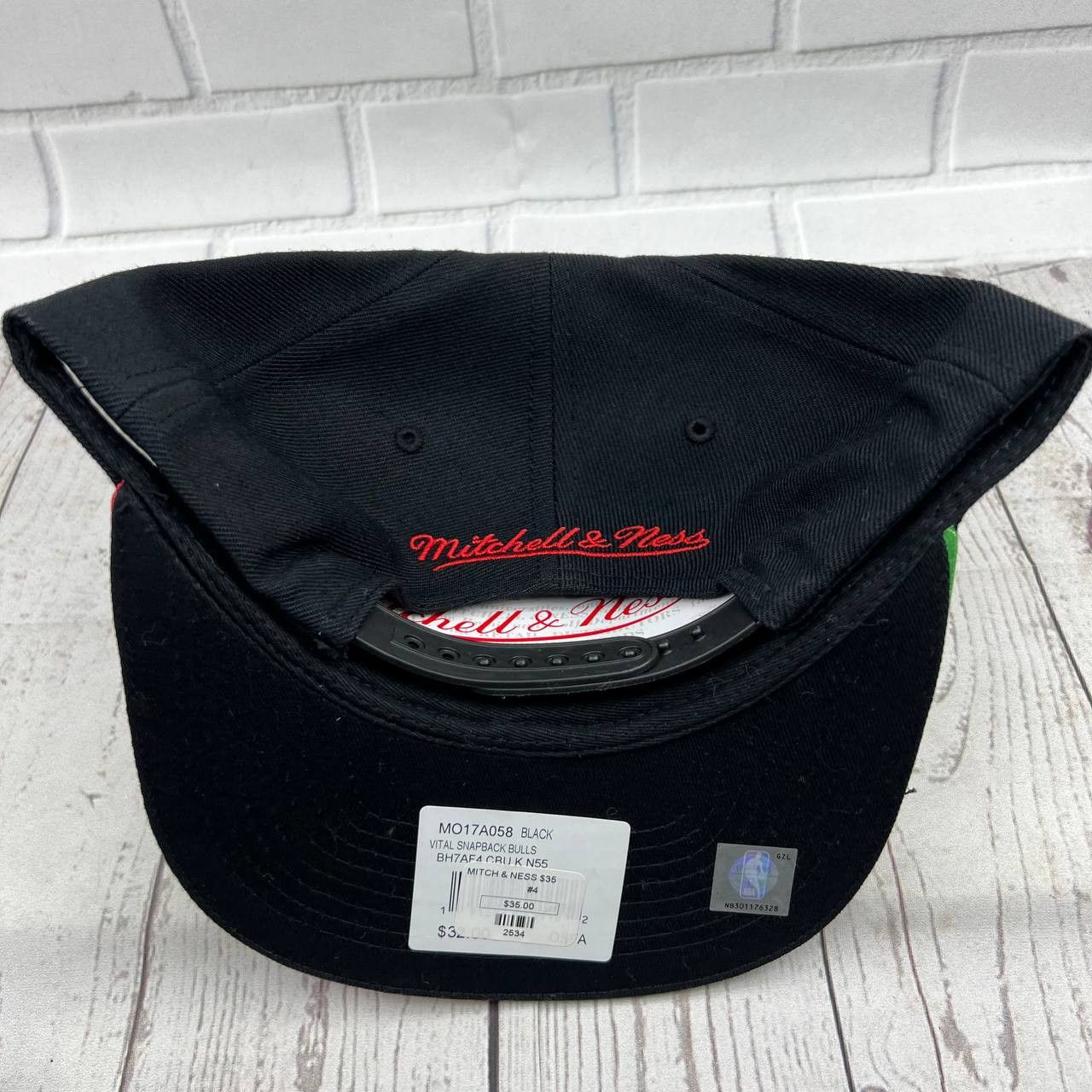 Mitchell & Ness Chicago Bulls NBA Vital Hat Snap back Cap Black New Men ...