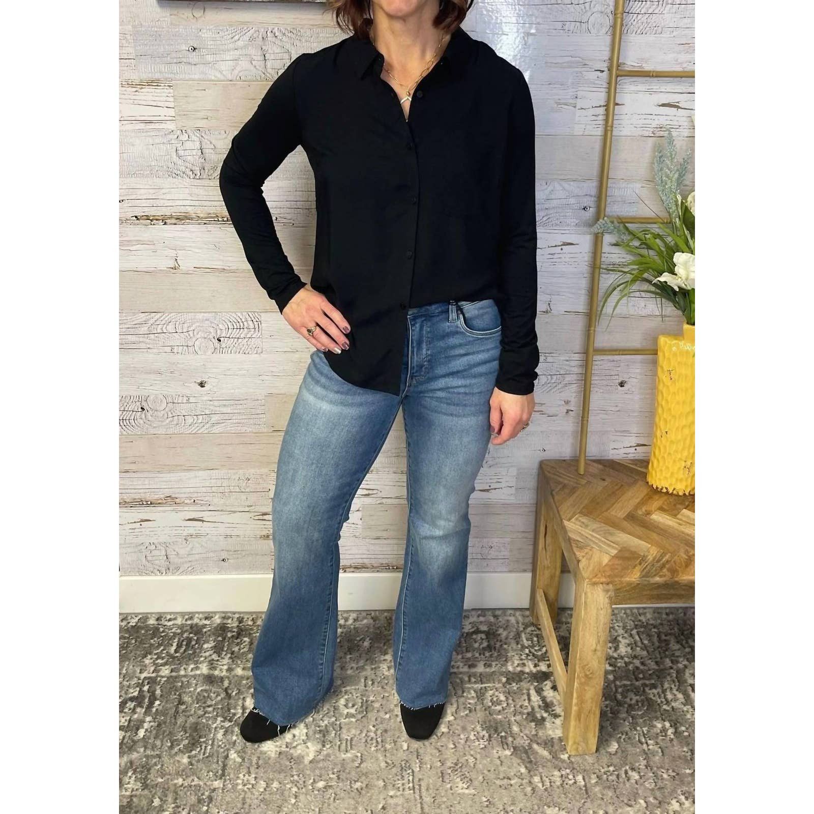 Designer KUT FROM THE KLOTH Ana High Rise Ab Flare Denim In Mid Wash ...