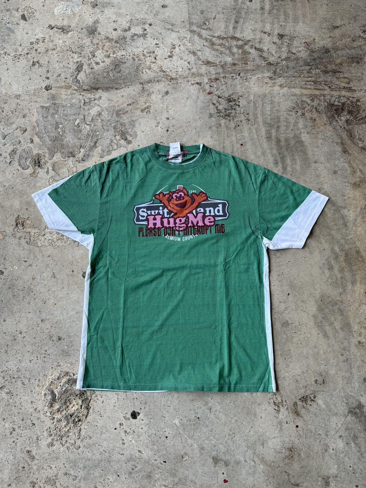 Vetements Vetements Trompe L’oeil “Hug Me” Tee | Grailed