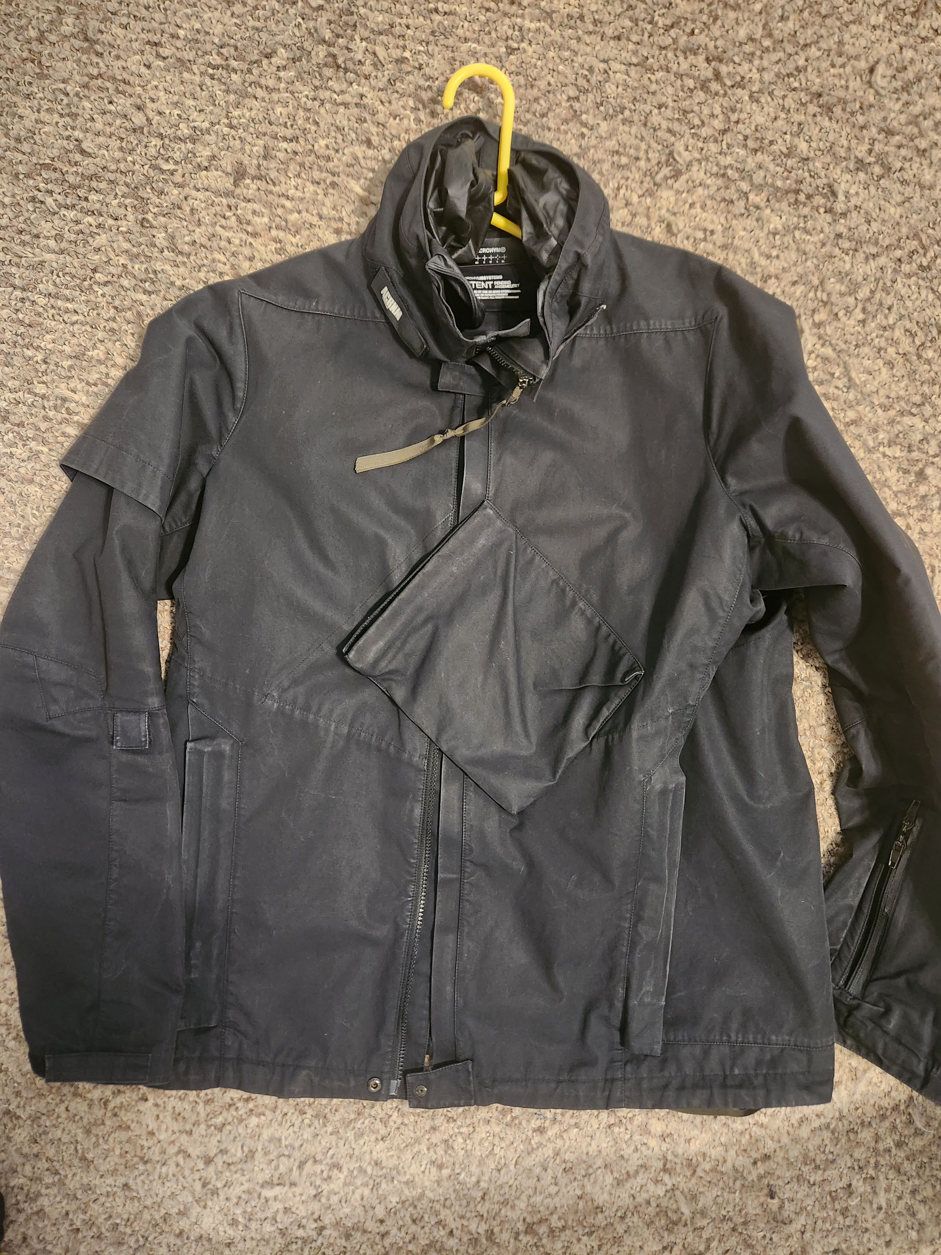 Acronym Acronym j36-s size L black | Grailed