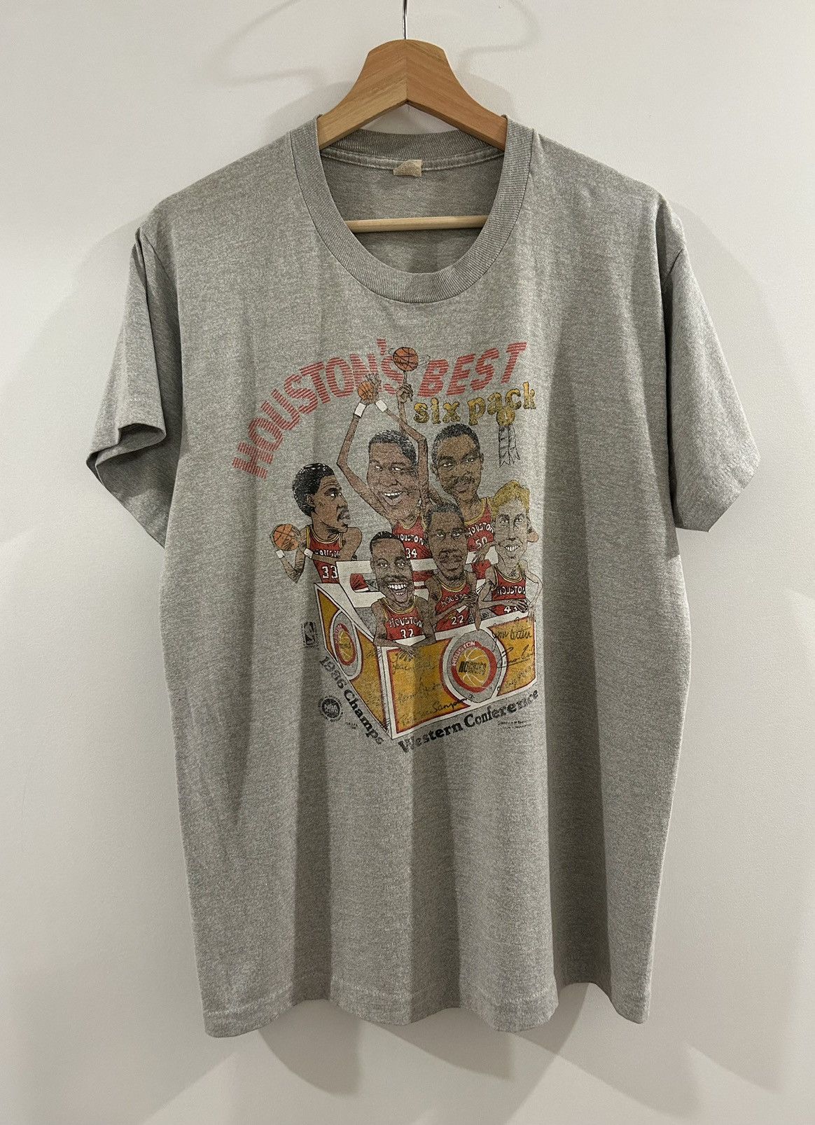 Screen Stars × Vintage Vintage 1986 Houston Rocket Caricature T-Shirt ...