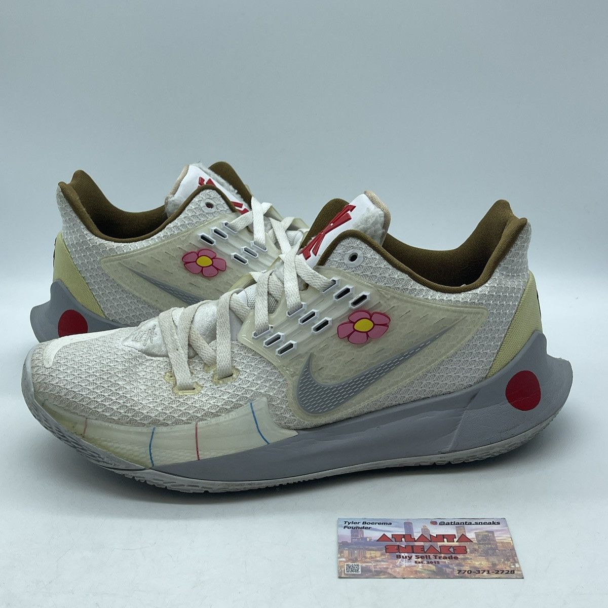 Nike SpongeBob SquarePants x Kyrie low sandy cheeks | Grailed