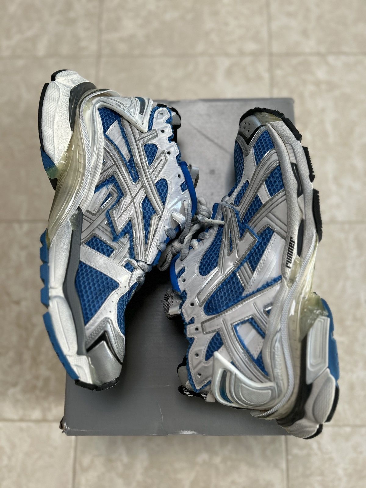 Balenciaga Size 44 - Balenciaga Runner Blue/White | Grailed