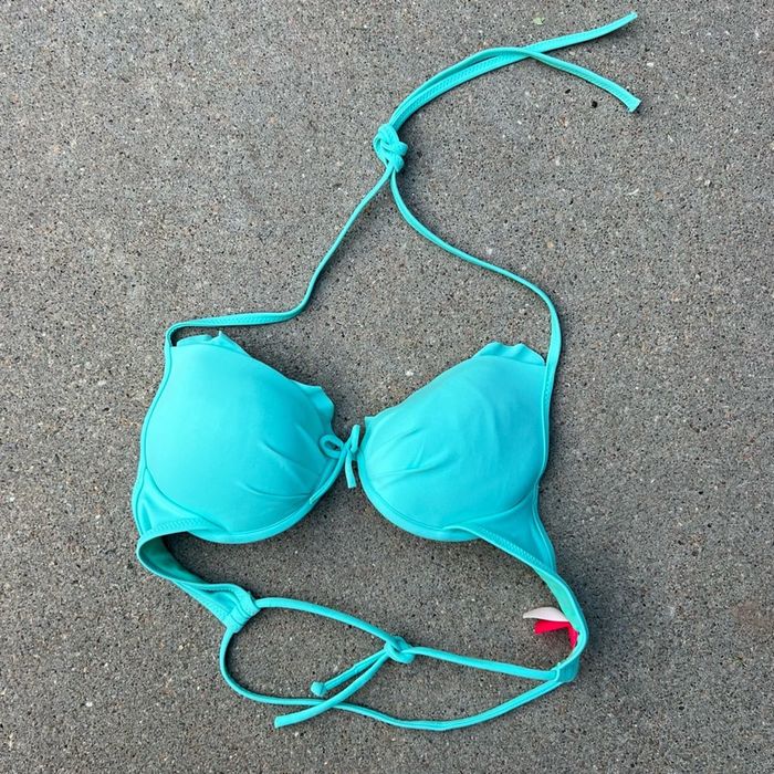 Victorias Secret Victorias Secret 34b Teal Underwire Ruffle Bikini
