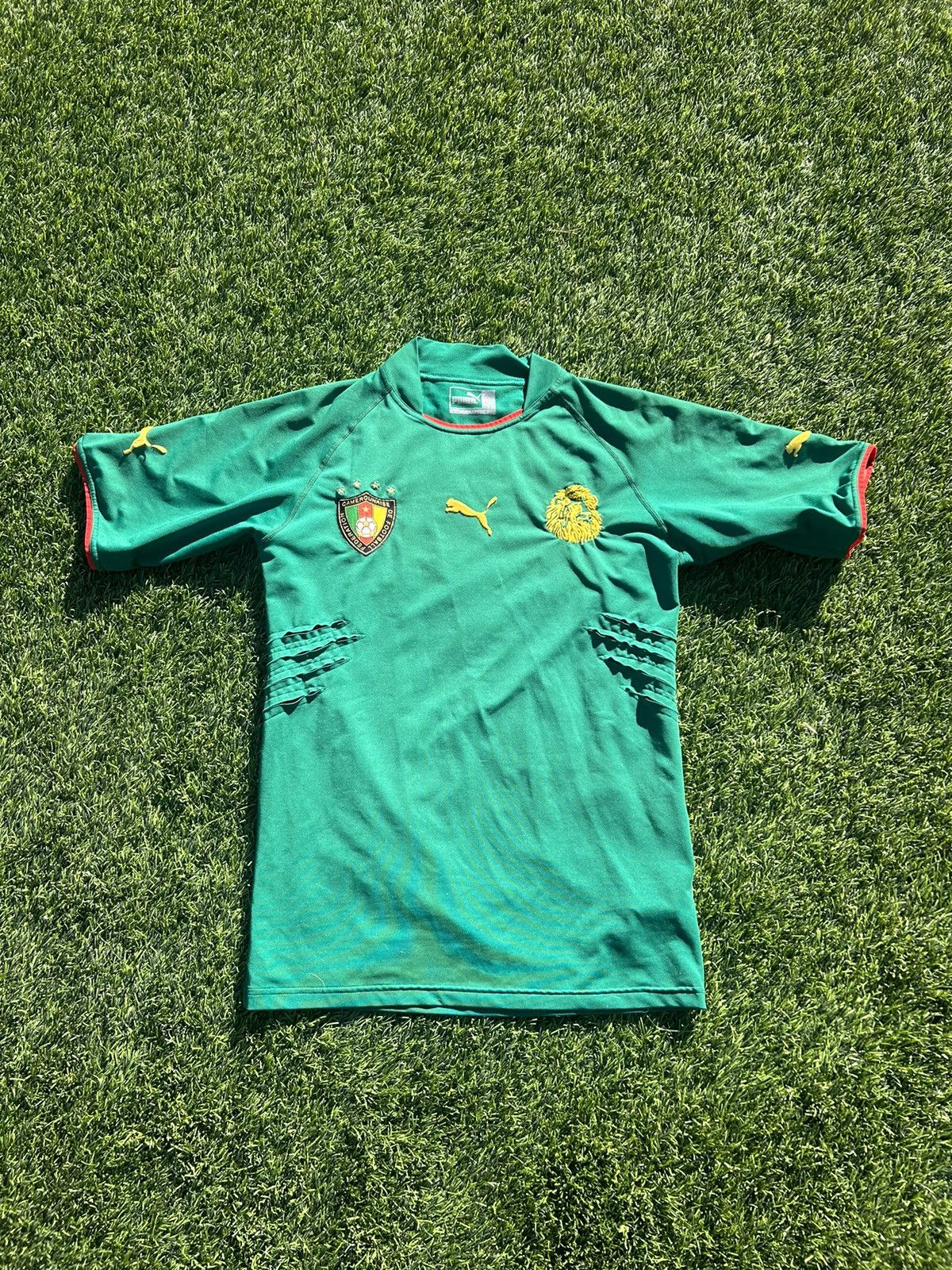 Vintage Puma Cameroon 2004 home football soccer jersey Cameroun | Grailed