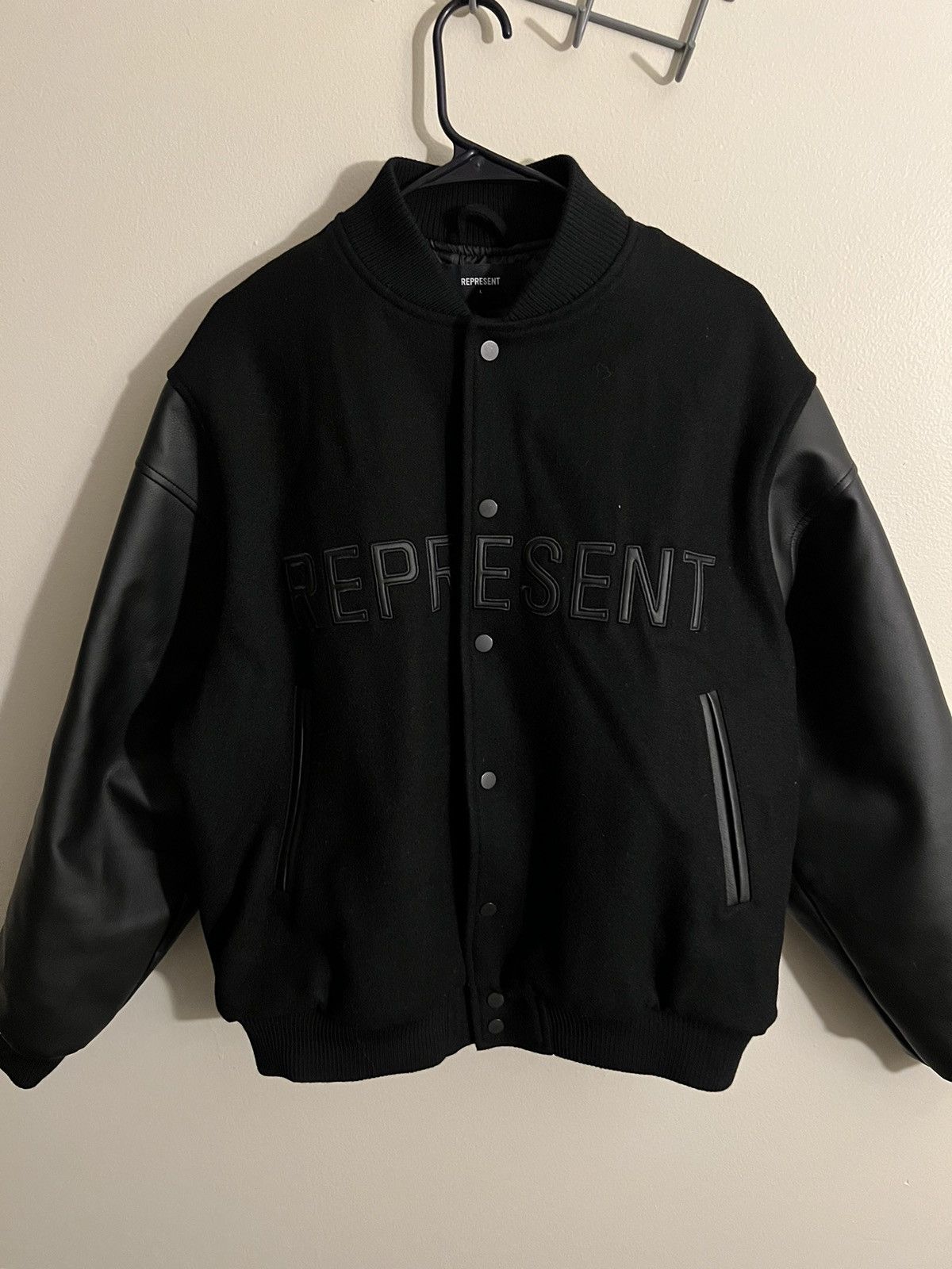 Represent Clo. Represent Logo appliqué bomber jacket | Grailed