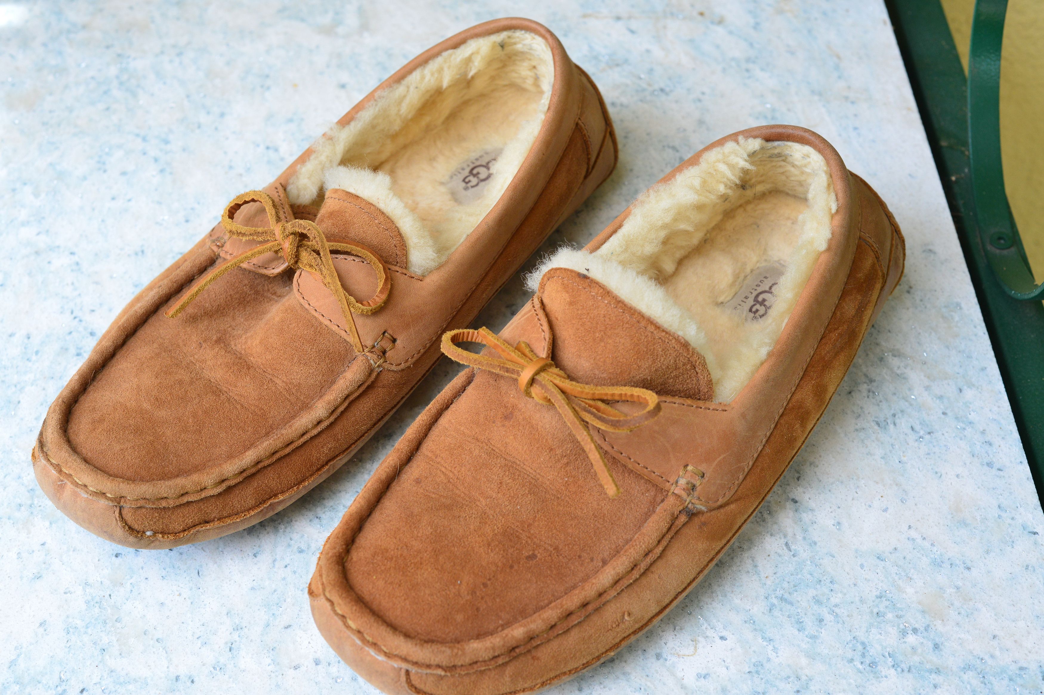 Ugg UGG Byron Chestnut Brown Leather Sheepskin Slippers | Grailed
