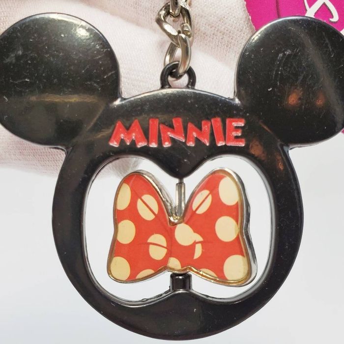 Disney Spinning Fun with Disney's Minnie Mouse Keychain! | Grailed