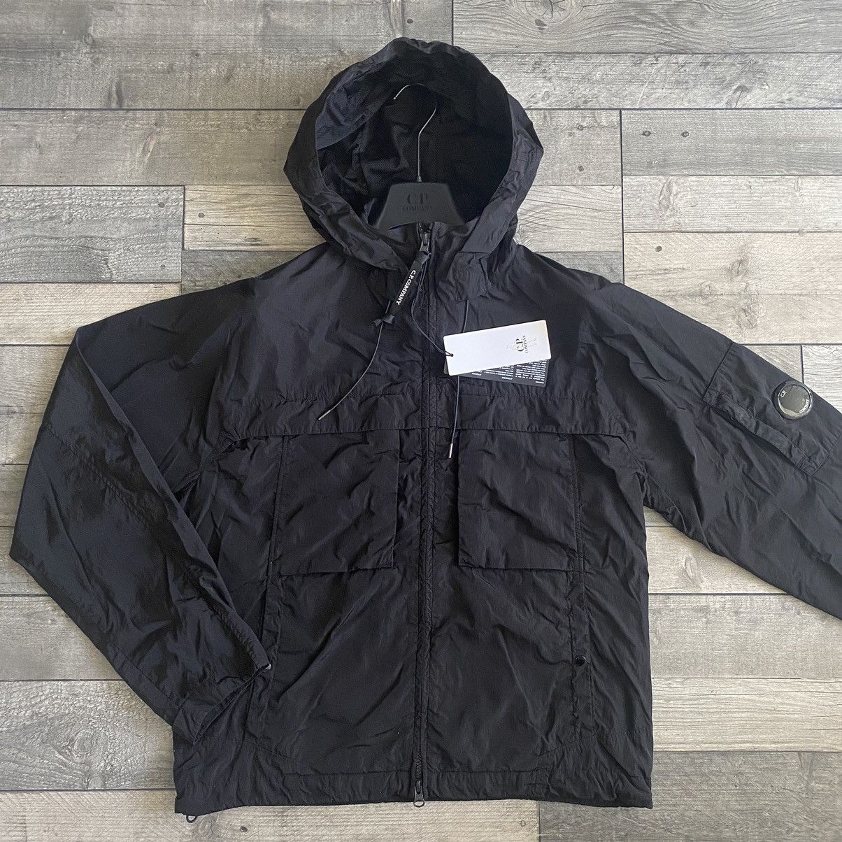 C.P. Company CP Company Chrome-R Hooded Jacket in Black | Grailed