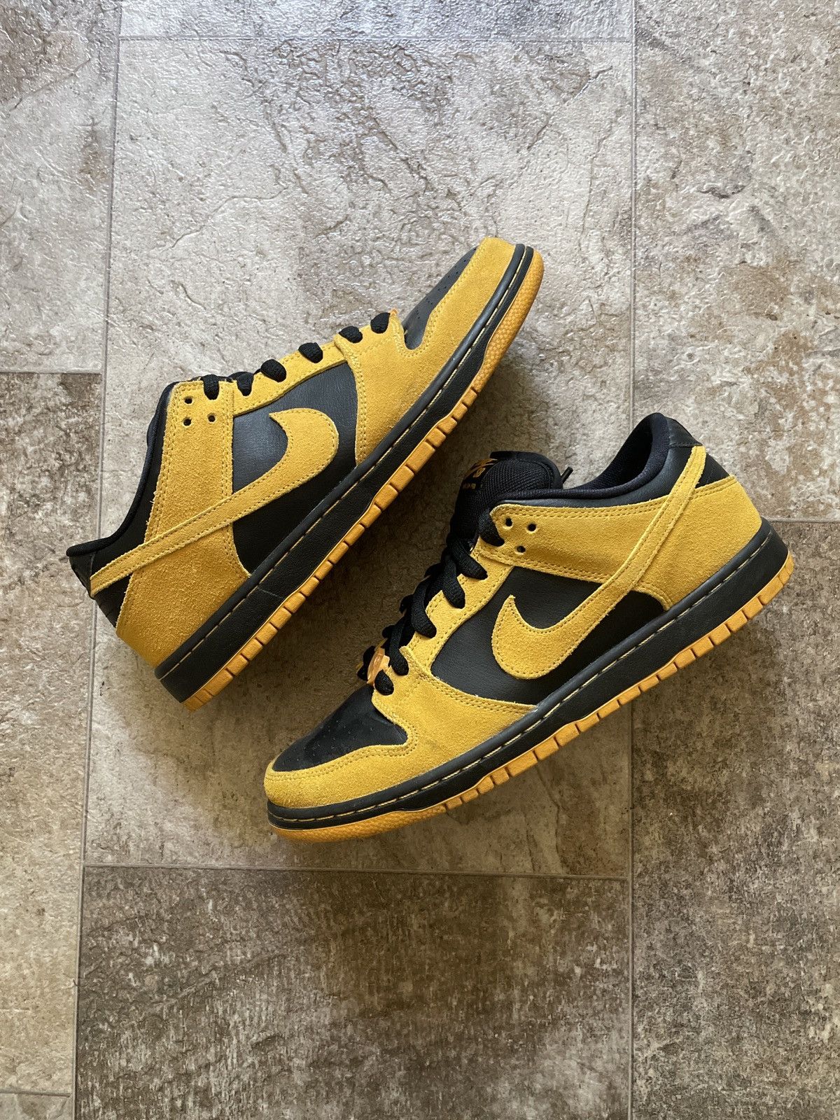 Nike Dunk Low SB “Iowa” | Grailed