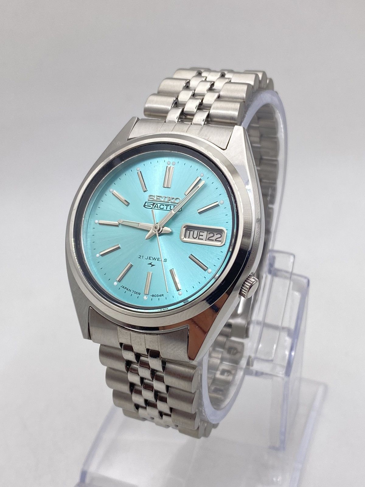 Seiko × Vintage Seiko 5 Automatic 7009 Men’s Wristwatch Blue Dial | Grailed