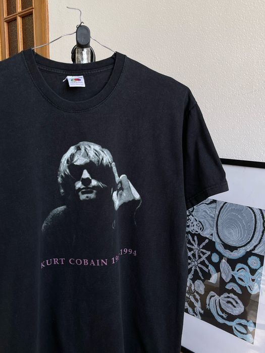 Vintage Vintage 90s Kurt Cobain Memorial Middle Finger Band Tee | Grailed
