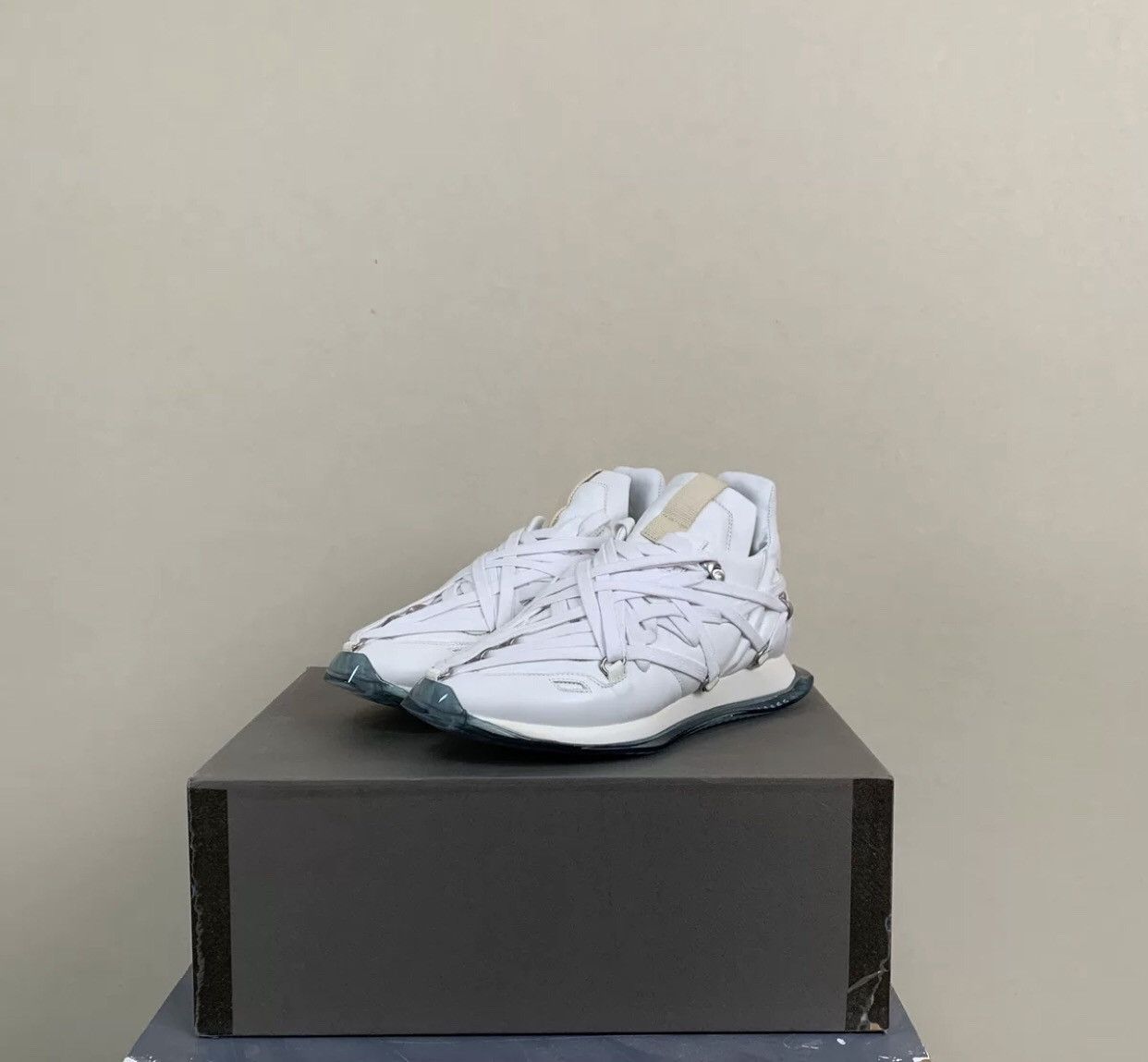 Rick Owens Rick owens mainline white low-cut crazy strap runner shoes ...